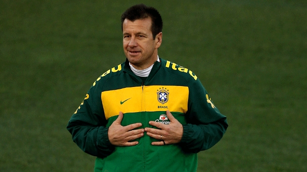 Futebol: Dunga será confirmado como novo técnico da Seleção Brasileira ...